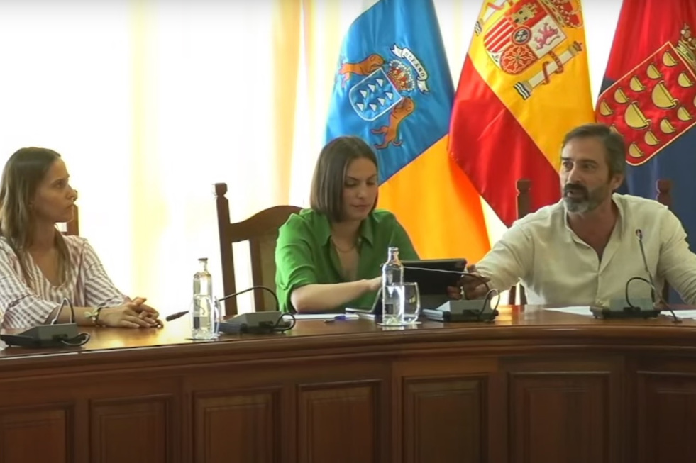 El Cabildo celebra el último pleno pero el gobierno evita que se vote ...