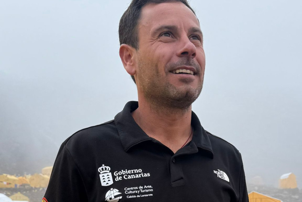 El lanzaroteño Joel Delgado inicia el ascenso al Manaslu con una expedición internacional ...