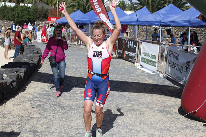 Bella Bayliss, ganadora de la segunda edición del TriRosas Triatlón ...